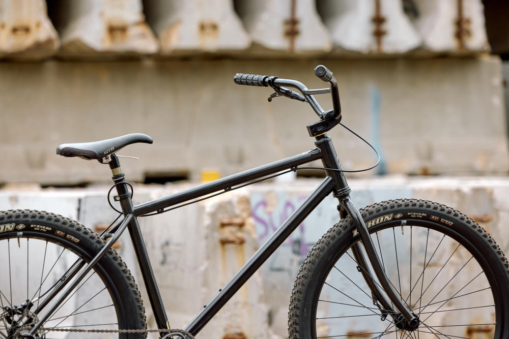 Surly Sunset Bar – Giant Wellington