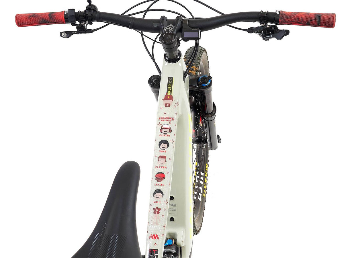 All Mountain Style - Stranger Things™ 8-Bit Frame Guard – Giant Wellington