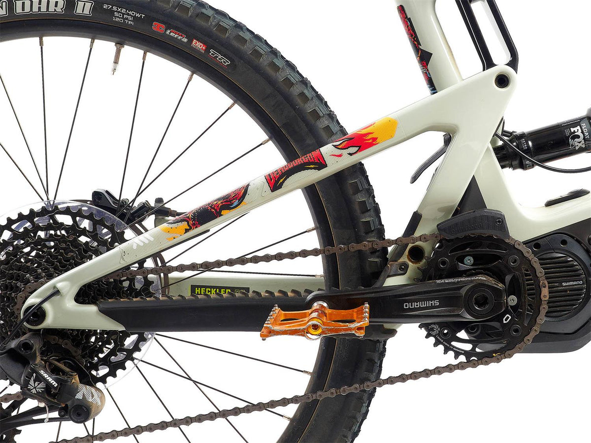 All Mountain Style - Stranger Things™ Demogorgon Frame Guard – Giant ...